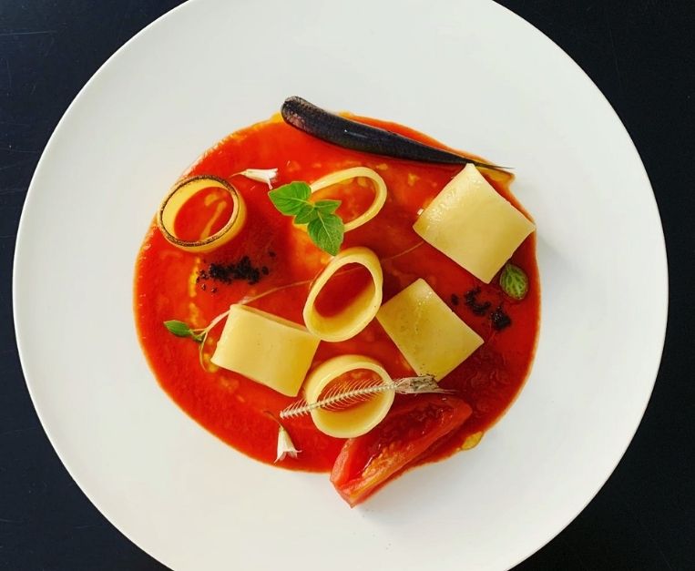Mezzi paccheri alla marinara • Food and Wine Italia