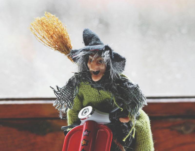 Alle origini della calza della befana: ecco perché porta dolciumi e ...